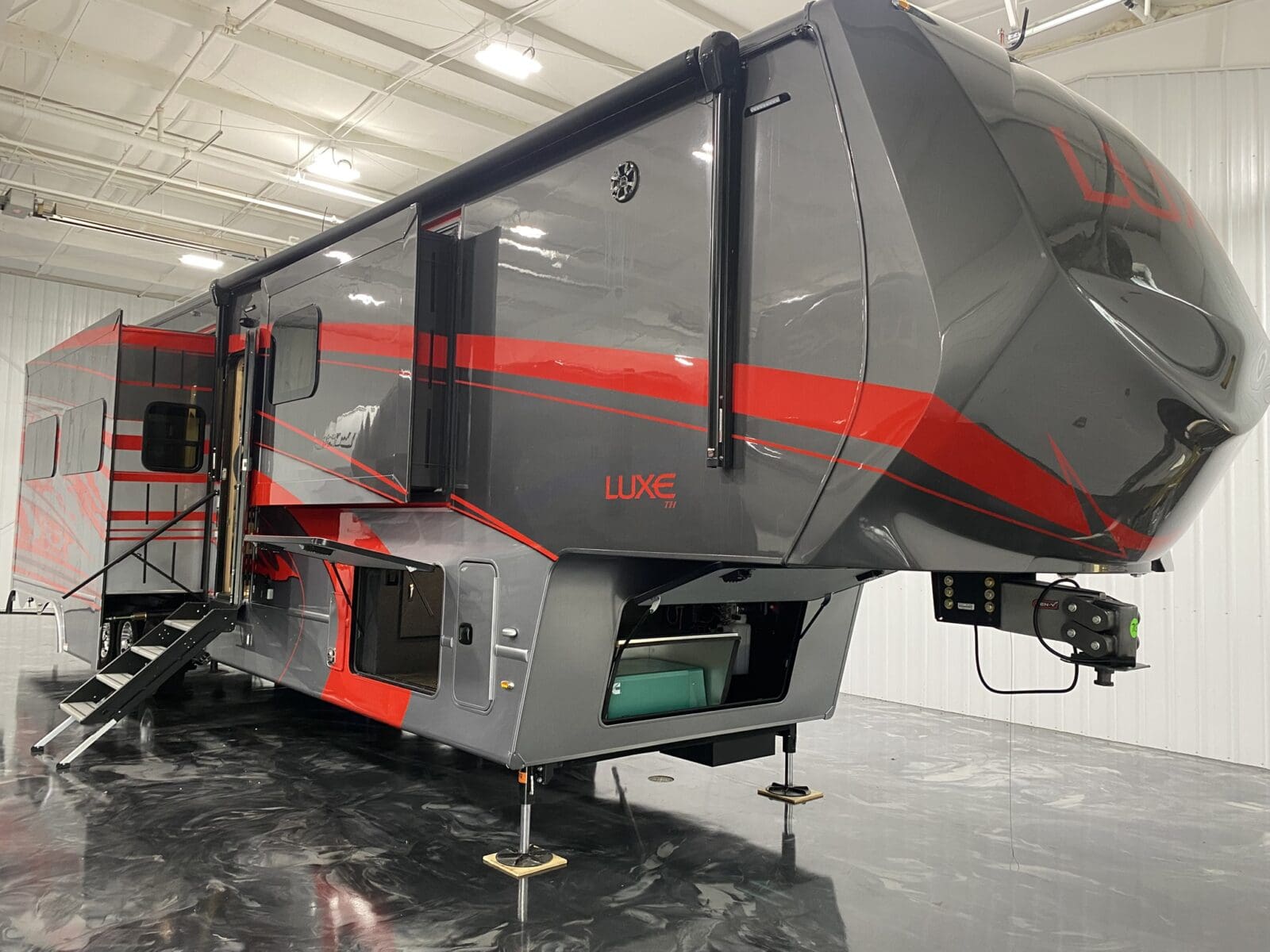 Luxe Toy Hauler 46FB For Sale | Luxe Fifth Wheel